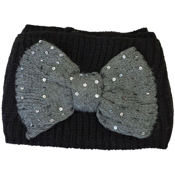 Betsey Johnson | Accessories | Betsey Johnson Black Chunky Knit Gray ...